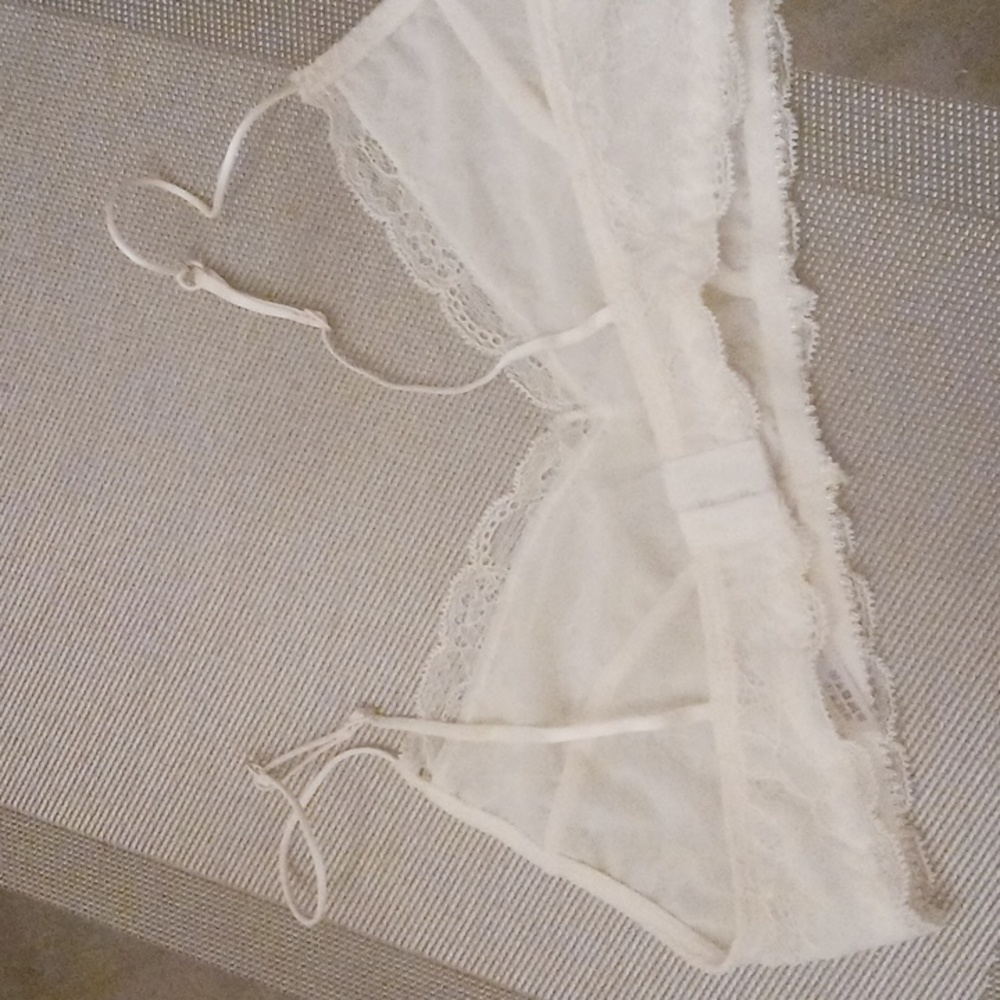 Urban Outfitters Coobie Ivory Lace Bra - Gem